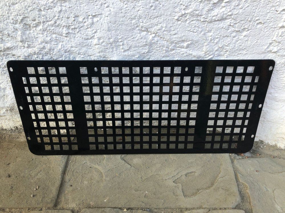 Kühlergrill für Land Rover Defender Td4 (Gebraucht) in für CHF 77 – mit ...