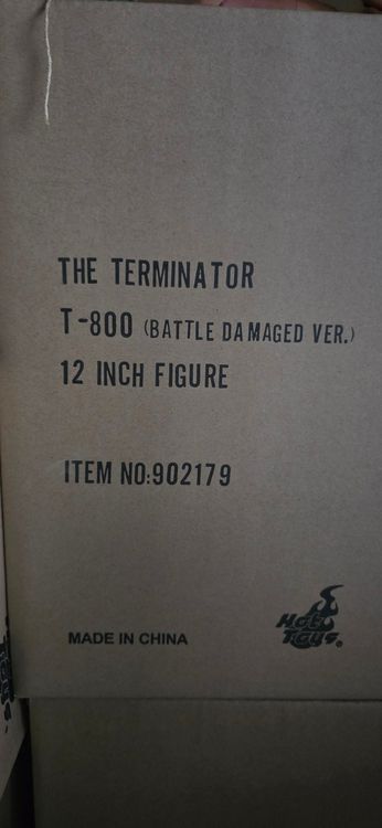 Hot Toys Terminator T-800 Battle Damaged version MMS238 (Neuf avec ...
