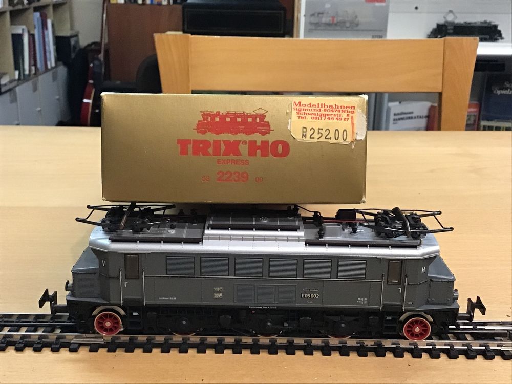 TRIX EXPRESS E05 002 H0 GLEICHSTROM (Gebraucht) in Männedorf für CHF 112 – mit Lieferung auf ...