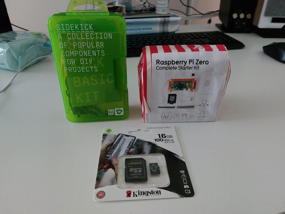 Raspberry Pi Zero Starter Kit (Neu und originalverpackt) in Adliswil ...