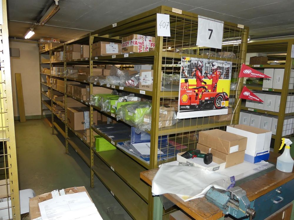 407) Lagerregal Länge 6.58m, 27 Tablare (Gebraucht) in Otelfingen für ...