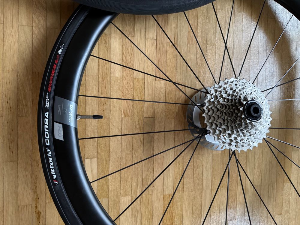 DT SWISS ERC 1400 35mm - 240 hub Carbon Laufradsatz Rennrad (Neu ...