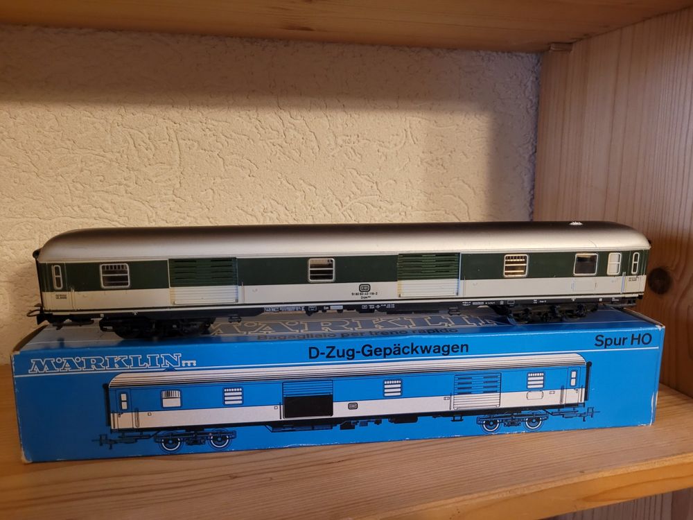 Märklin H0 4093 - DB D-Zug Gepäckwagen Düm - mit OVP (Gebraucht) in Payerne für CHF 12 – mit ...