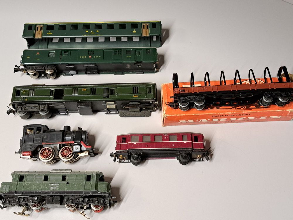 uralte Lokomotive Märklin + andere Lok als Ersatzteilspender | Kaufen ...