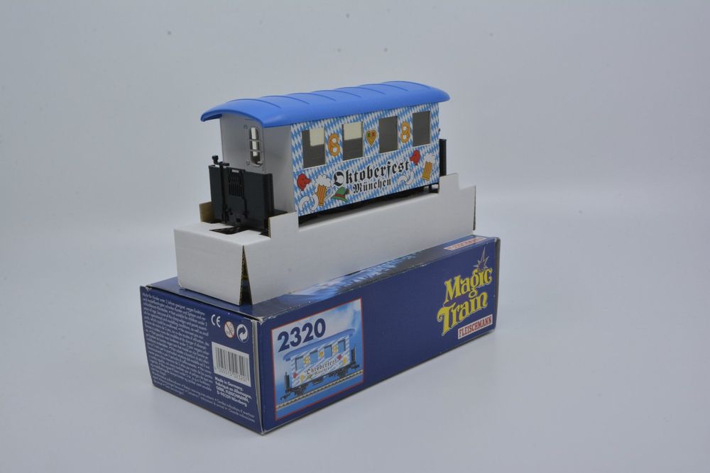 On30/0e Fleischmann Magic Train Personenwagen blau-weiss | Kaufen auf ...