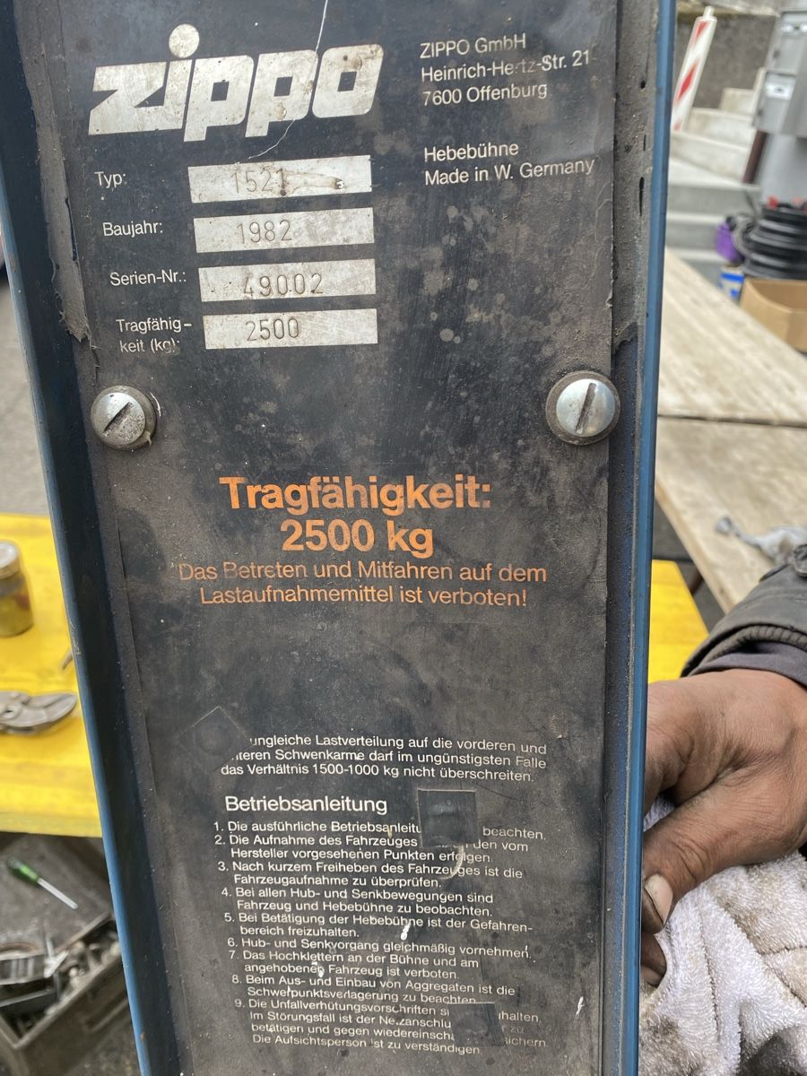 Autolift/Hebebühne (Zippo 2-Säulen) (Gebraucht) in lauperswil für CHF ...