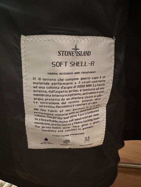 Stone Island SoftshellJacke (neu, Etikett noch dran) | Kaufen auf Ricardo