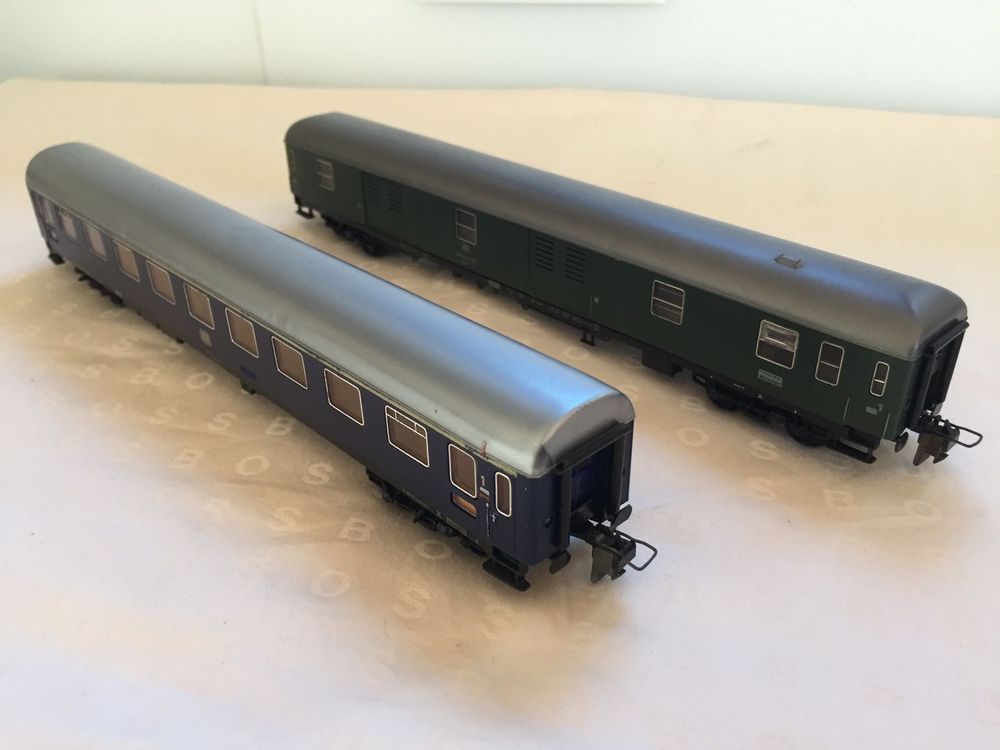 Trix Express-Röwa 2xSchnellzugwagen lang (Gebraucht) in Kaltacker für ...