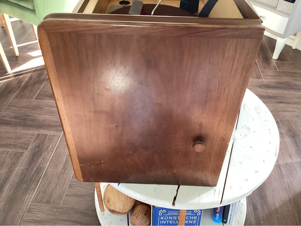 Vintage Röhren-Radio Marke Titan mit Thorens Plattenspieler (Gebraucht ...