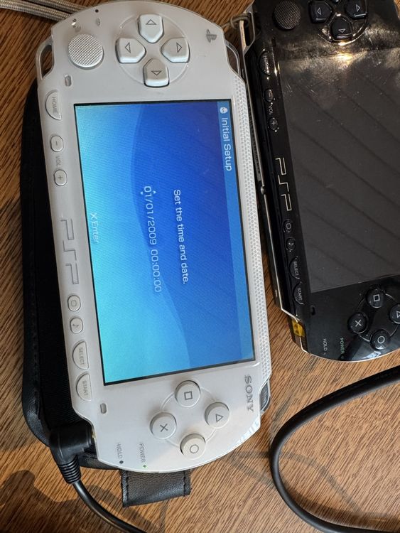 Zwei Sony PSP | Kaufen auf Ricardo