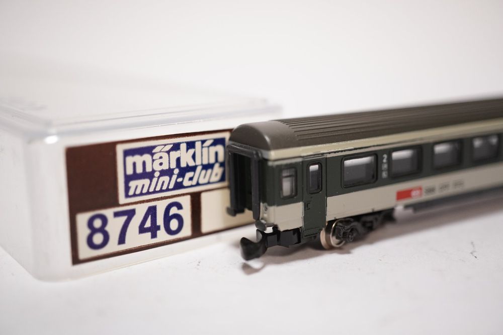 1å Märklin Z 8746 SBB Personewagen EW IV cremegrün (Gebraucht) in ...