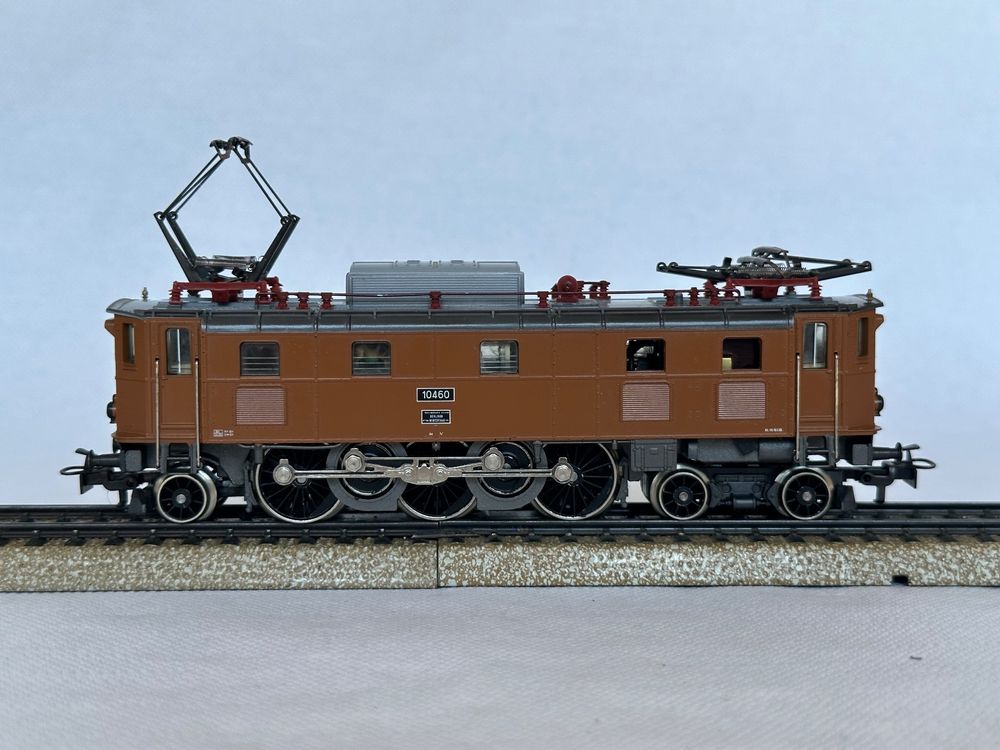 Märklin 3151 Lok Ae 3/6 Nr 10460, analog, Spur H0 (Gebraucht) in Uster ...