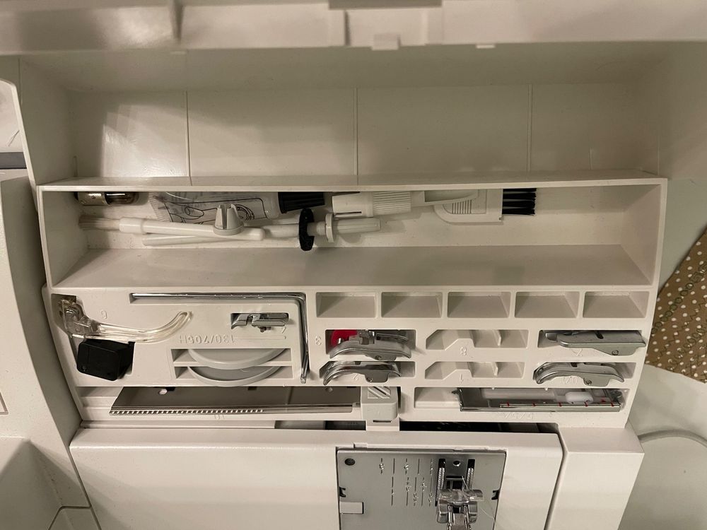 PFAFF Nähmaschine expression 2026 (Gebraucht) in für CHF 250 – nur ...