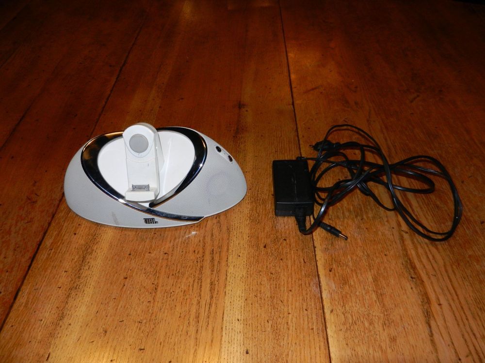 JBL On Beat Sounddock für i Pod.... (Gebraucht) in Flamatt für CHF 10 ...