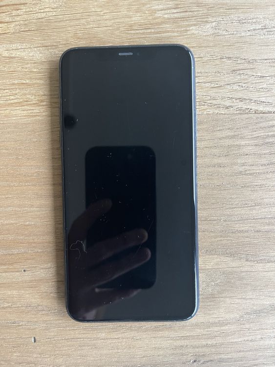 iPhone 11 Pro Max 256 GB, grau, guter Zustand (Gebraucht) in Erlenbach ...