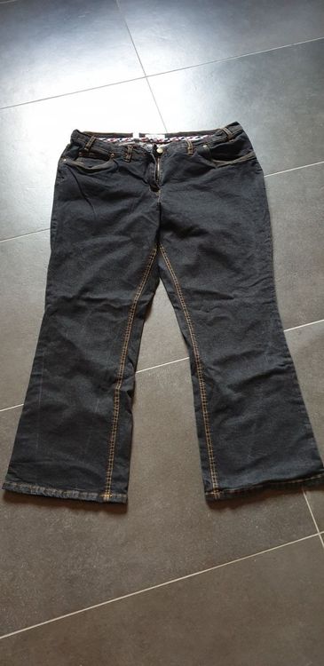 Tolle Bootcut Jeans gr. 48 (Gebraucht) in Guggisberg für CHF 10 – mit ...