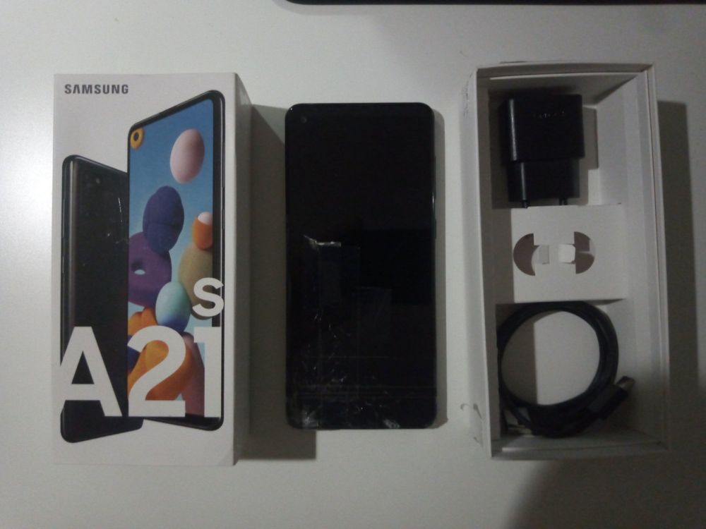 Samsung Galaxy A21s mit Glasschaden | Kaufen auf Ricardo
