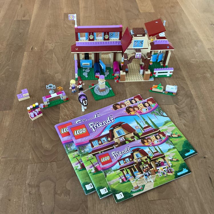 LEGO® Friends, 41126, Heartlake Reiterhof (Gebraucht) in Wattwil für ...