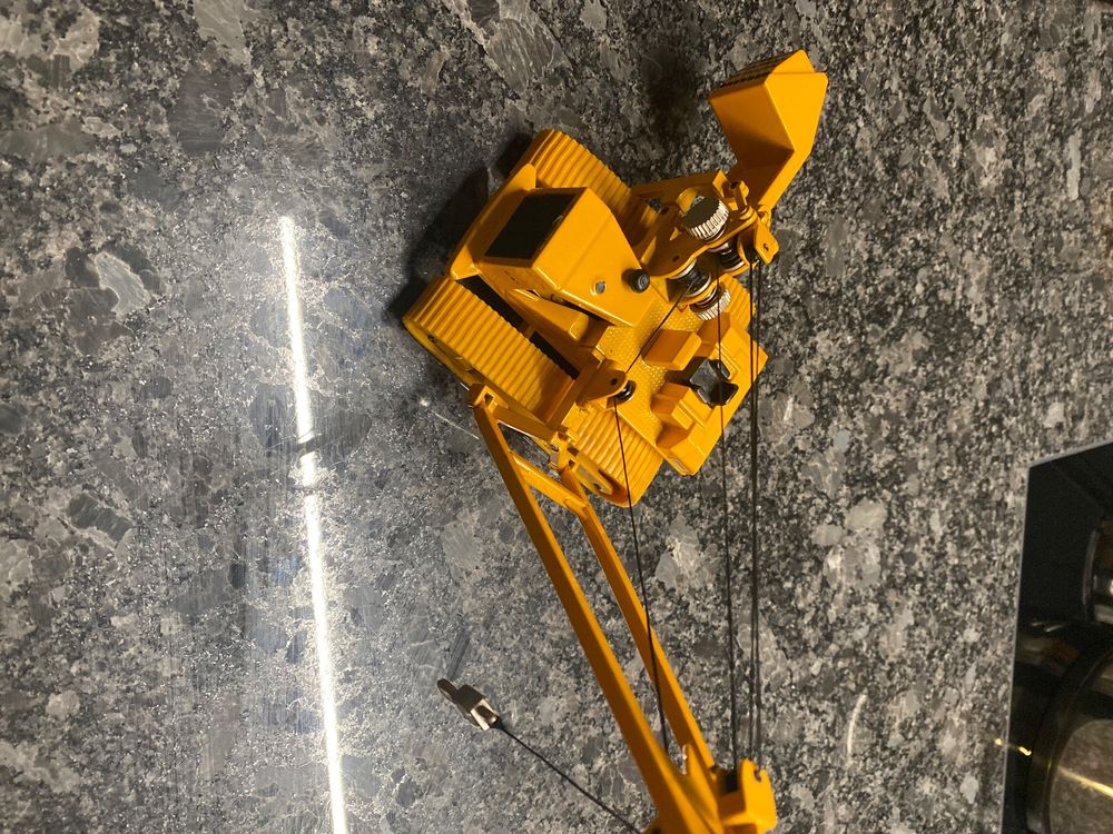 Caterpillar Kran | Kaufen auf Ricardo