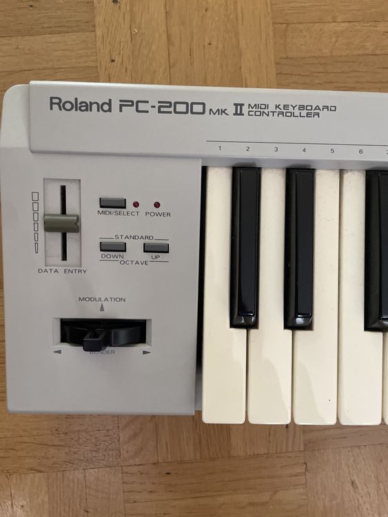 Roland PC-200 MK II MIDI Keyboard Controller - Vintage! (Gebraucht) in ...