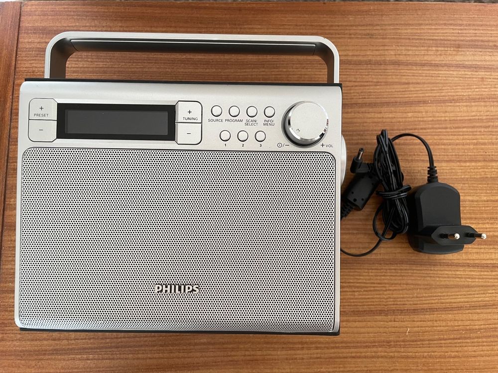 Philips AE5020 DAB+ Radio - silbern schwarz | Kaufen auf Ricardo