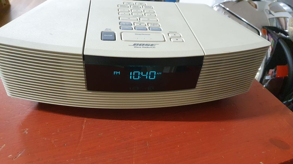 BOSE WAVE RADIO/CD (Gebraucht) in Dietikon für CHF 90 – mit Lieferung ...