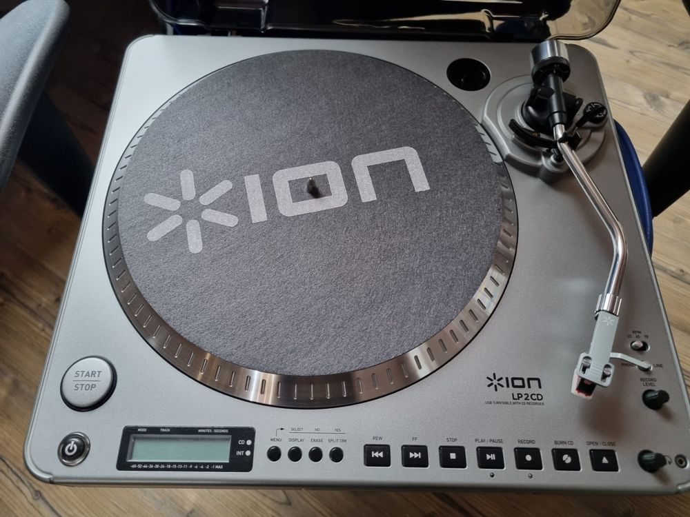 Plattenspieler ION LP2CD | Kaufen auf Ricardo
