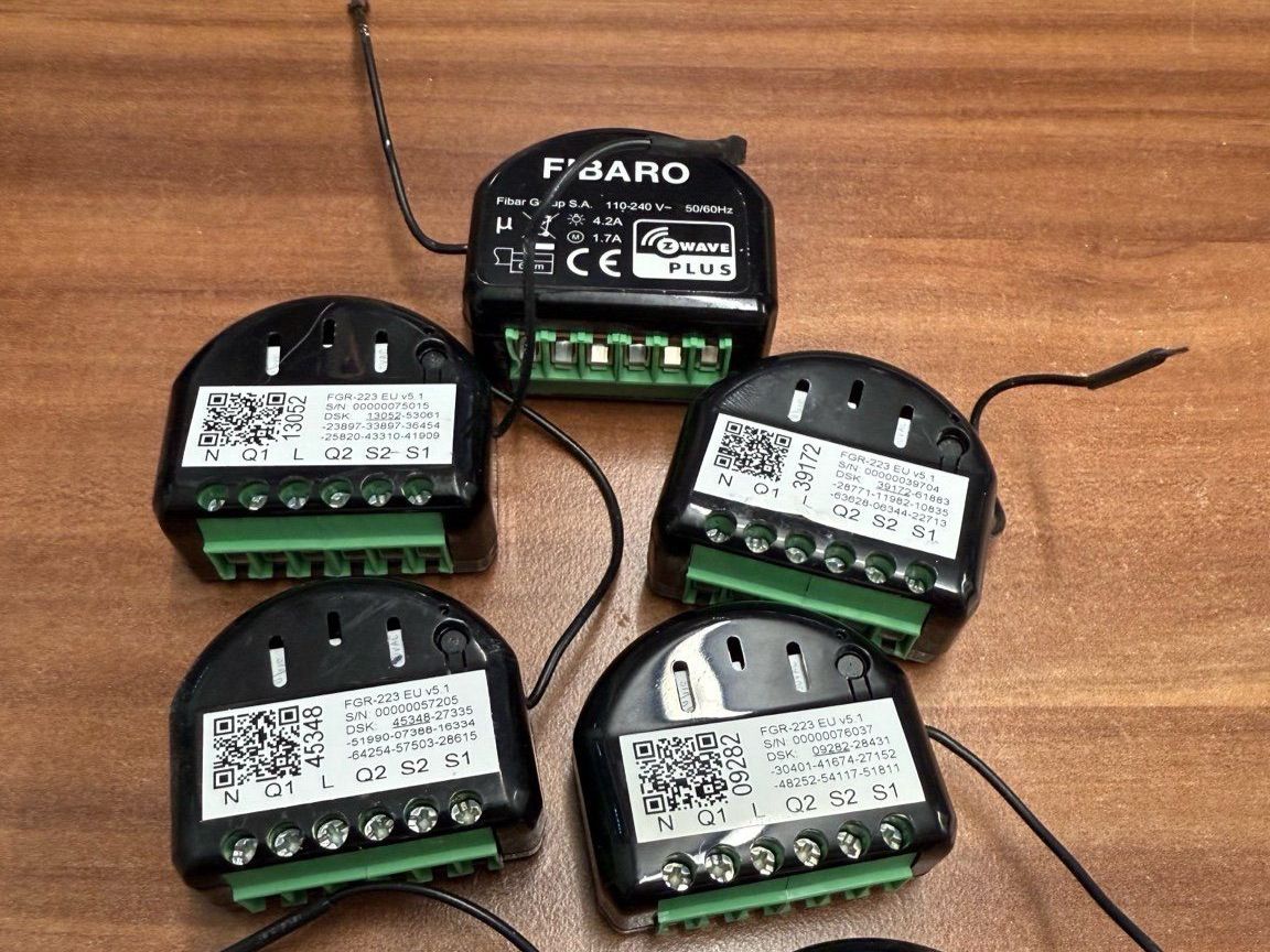 5x Fibaro Roller Shutter 3 FGR-223 Z-Wave Plus inkl. Versand (Gebraucht ...