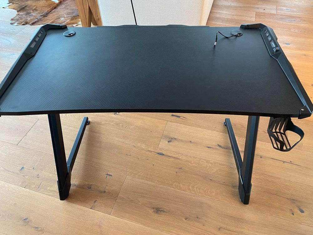 anda seat Gaming Desk (Gebraucht) in Uerikon für CHF 10 – nur Abholung ...