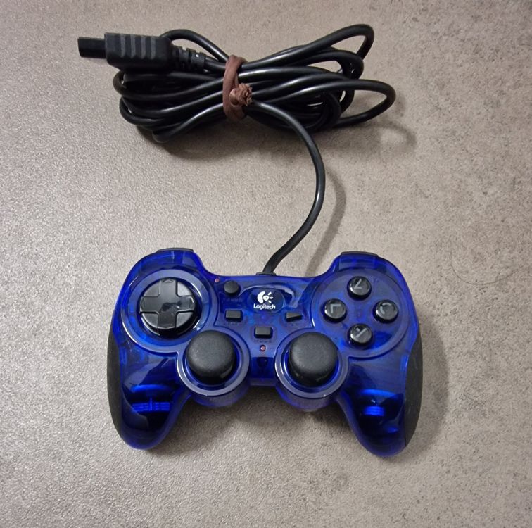 Logitech PS2 Controller - schnelle Lieferung! | Kaufen auf Ricardo