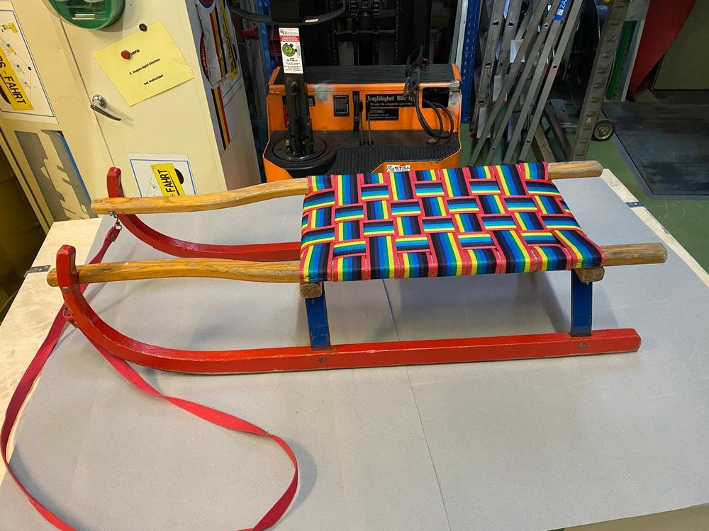 Holzschlitten, Länge 117 cm, modern, bunt (Gebraucht) in Dietikon für ...