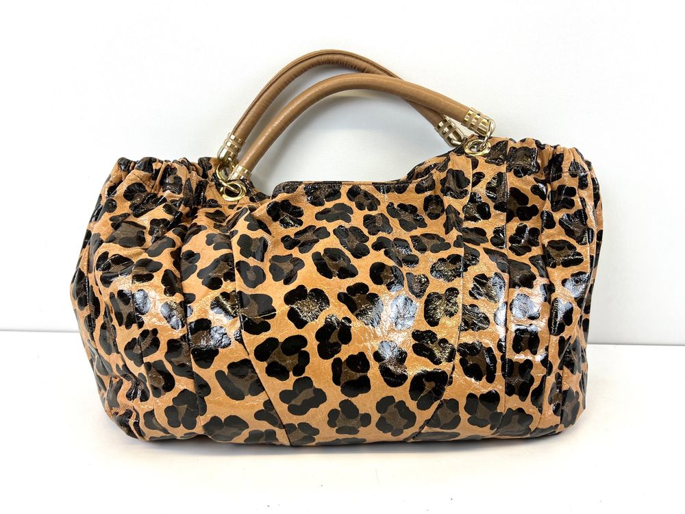 Grosse STUART WEITZMAN Tasche Leoparden Muster (Gebraucht) in Zürich ...
