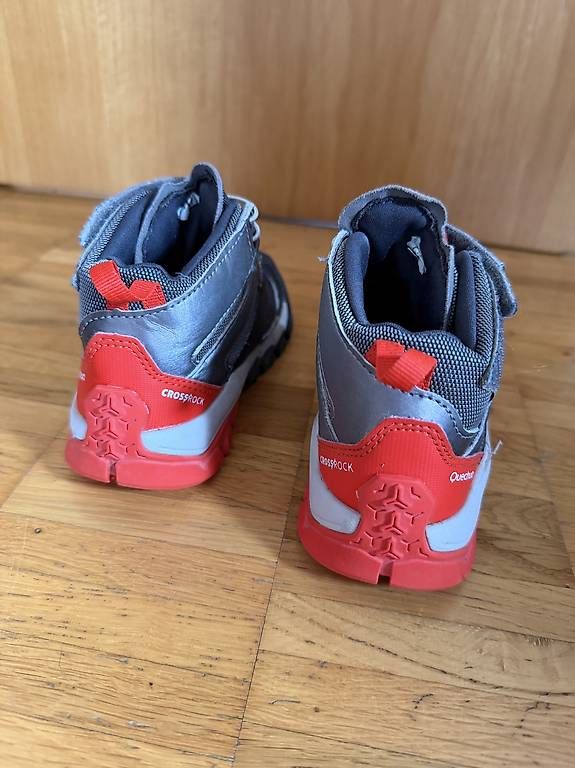 Quechua Wanderschuhe, Grösse 28 (Gebraucht) in Wolfhausen für CHF 9 ...