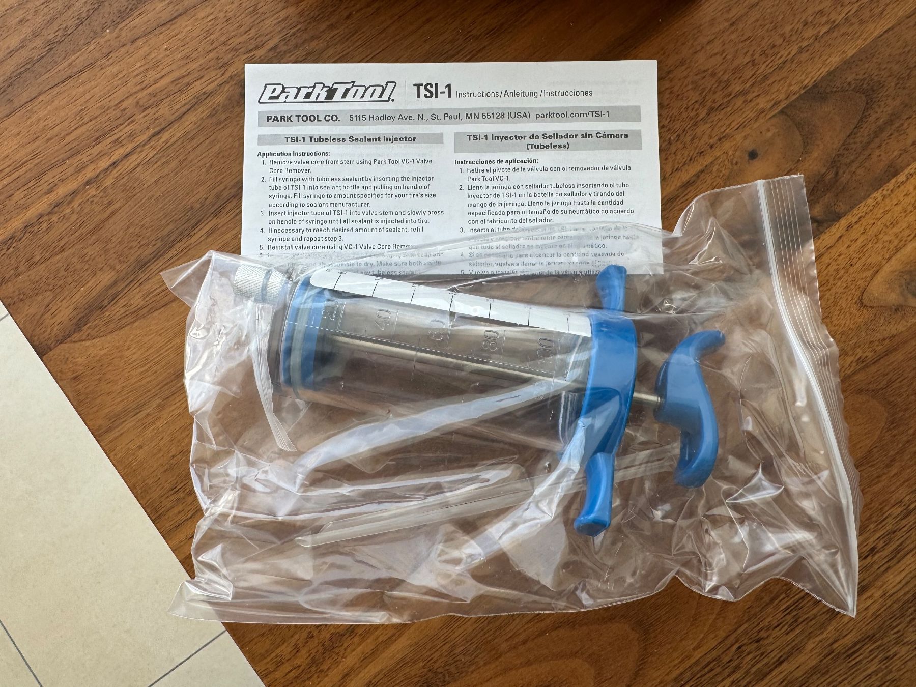 Parktool - Spritze TSI-1 Tubeless Dichtmilch Injektor - NEU (Neu und ...