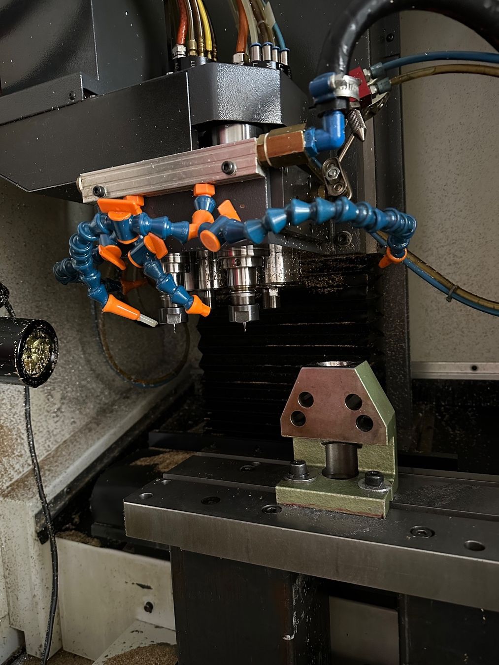 ALMAC PC700 CNC 3 axes (Gebraucht) in LeLocle für CHF 2500 – nur Abholung auf Ricardo kaufen