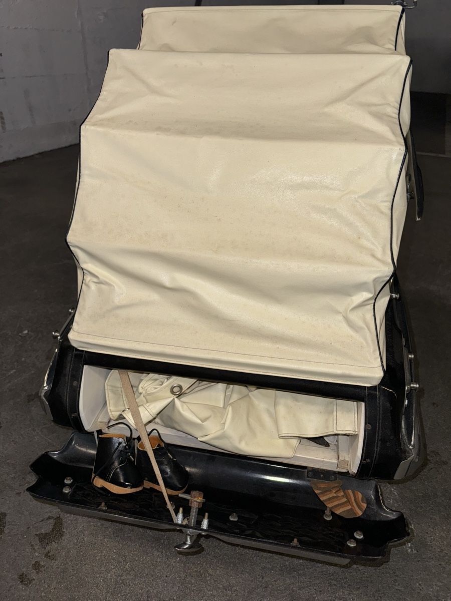 Royal Eka Kinderwagen aus den 50-ger Jahren Original Zustand (Gebraucht) in Biel/Bienne für CHF ...