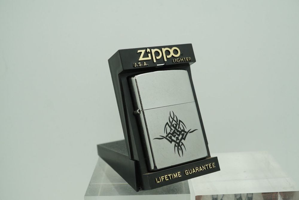 ZIPPO® TRIBAL TATTOO - PRINT - 2008- UNGEZÜNDET | Kaufen auf Ricardo