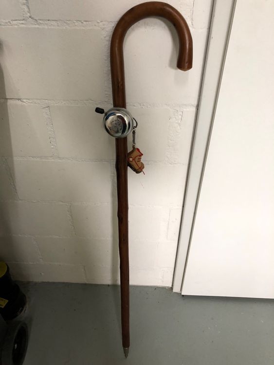 Wanderstock / Gehstock mit Klingel | Kaufen auf Ricardo