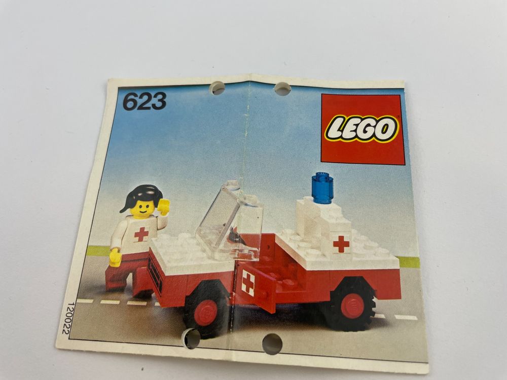 Lego 623 Ambulanz Anleitung (Gebraucht) in Zürich für CHF 2 – mit ...