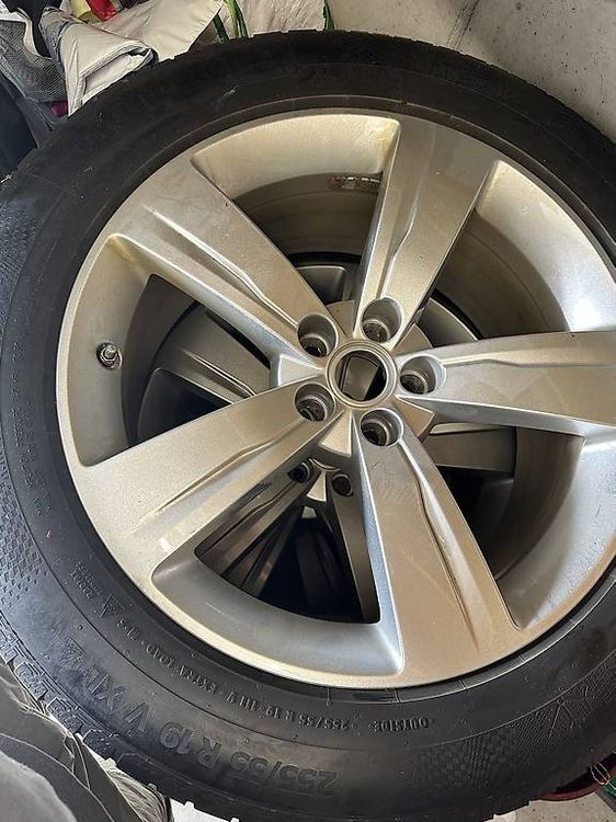 4 Stk. Original Alufelgen Range Rover Velar (Gebraucht) in Thun für CHF ...