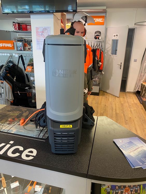 Nilfisk Rückensauger GD 5 Back Staubsauger (Neu (gemäss Beschreibung ...