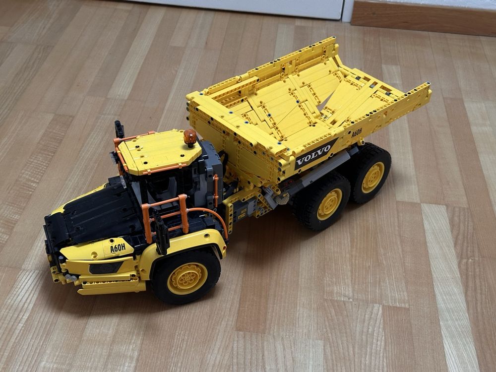 Lego Technik 42114 Knickgelenkter Volvo-Dumper - 6x6 (Gebraucht) in ...