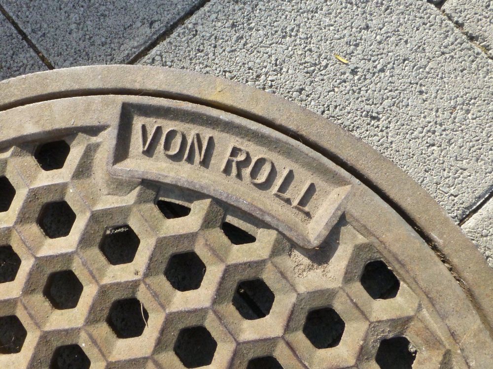 Schachtdeckel gelocht mit Ring, Von Roll Rondez 50cm (Gebraucht) in ...