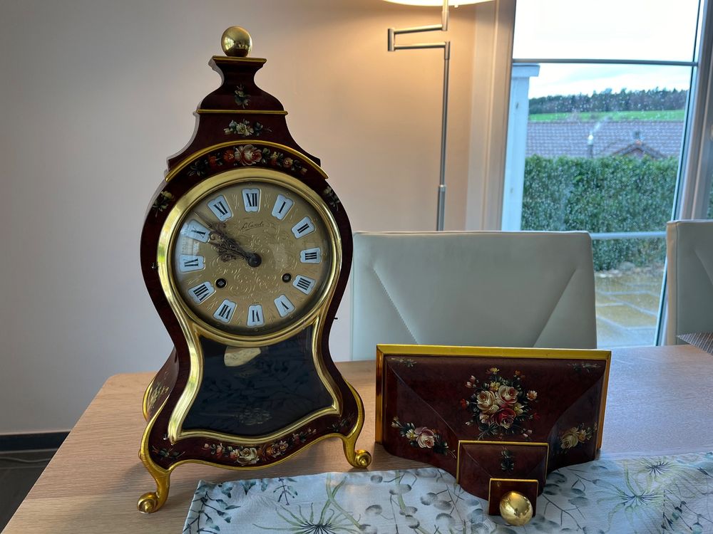 Pendule Le Castel mit Sockel (Gebraucht) in Gossau ZH für CHF 75 – nur ...
