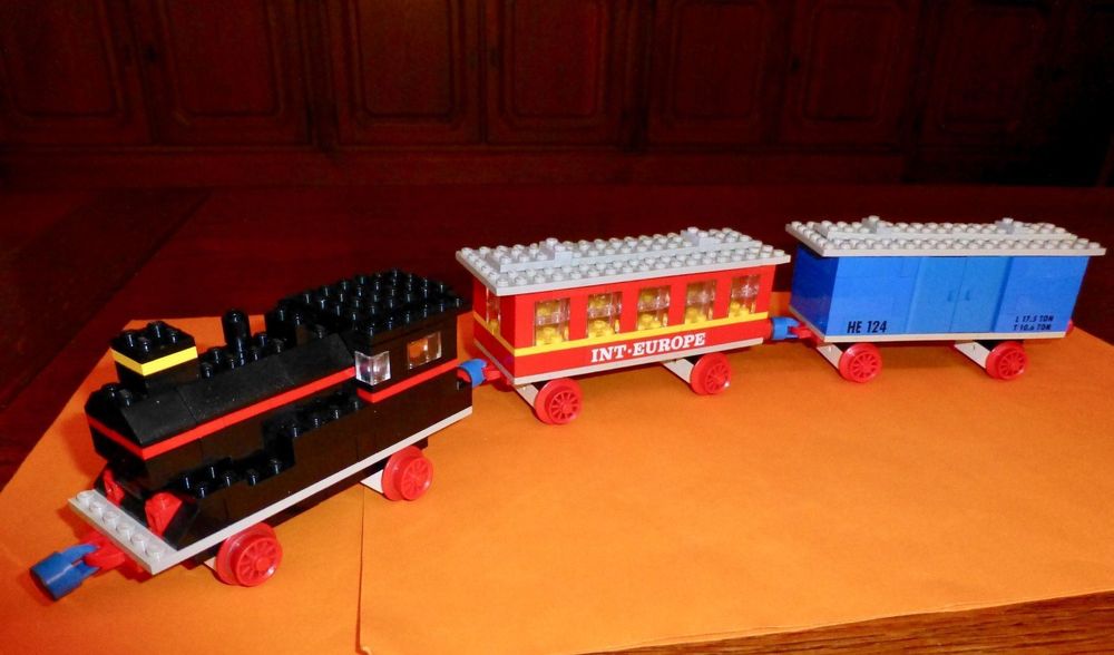 Lego Eisenbahn/ Alte Dampflok + 2 Wagen | Kaufen auf Ricardo