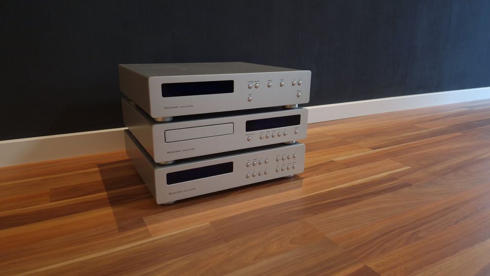 Neukomm Tuner/CD-Player/Verstärker (Gebraucht) in Schönenberg ZH für ...