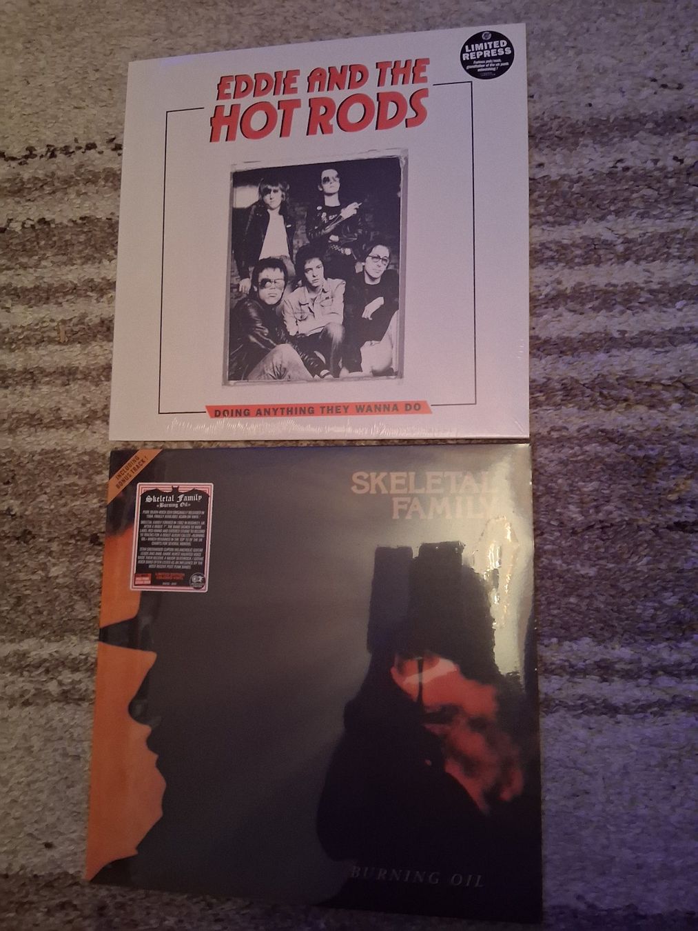 Vinyles Eddie and The Hot Rods & Skeletal Family Neuf! (Neuf avec ...