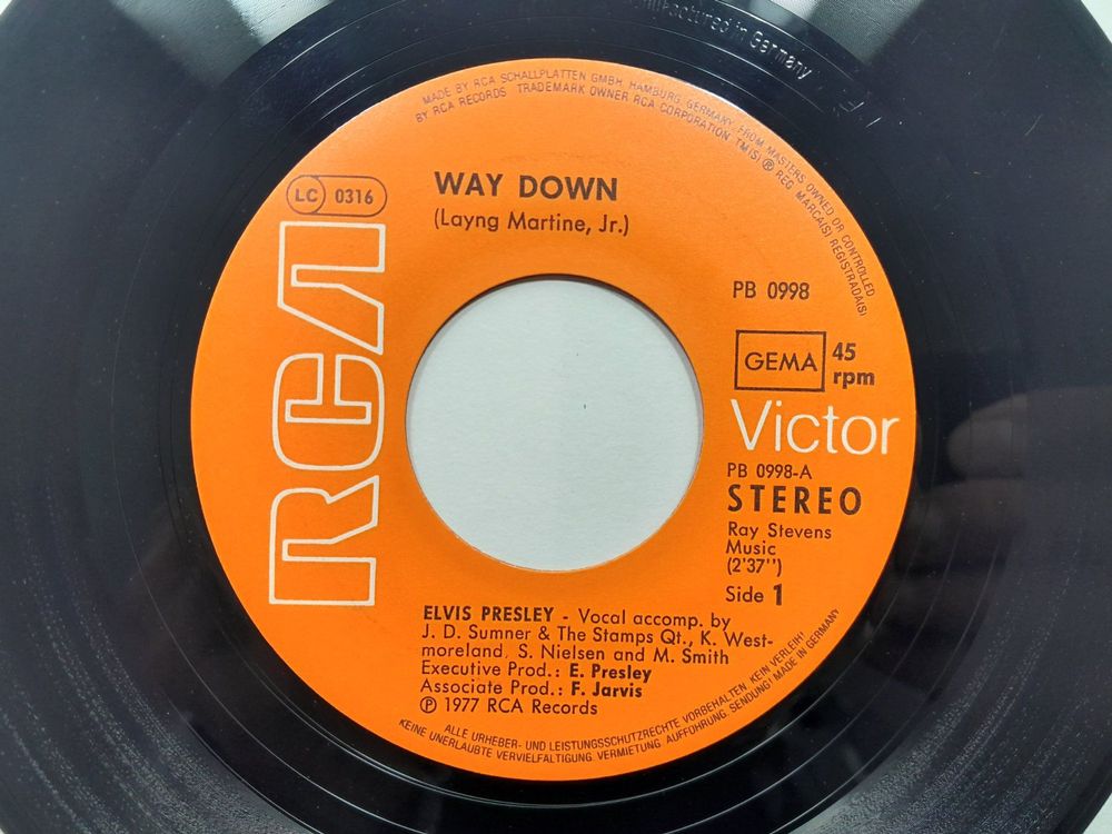Single / Vinyl / Elvis - Way down auf RCA (Gebraucht) in für CHF 5 – mit Lieferung auf Ricardo ...