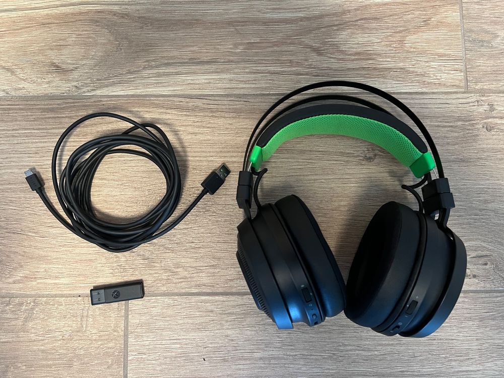 Razer Nari Gaming Headset Xbox One / inkl. Adapter für PC (Neu (gemäss ...