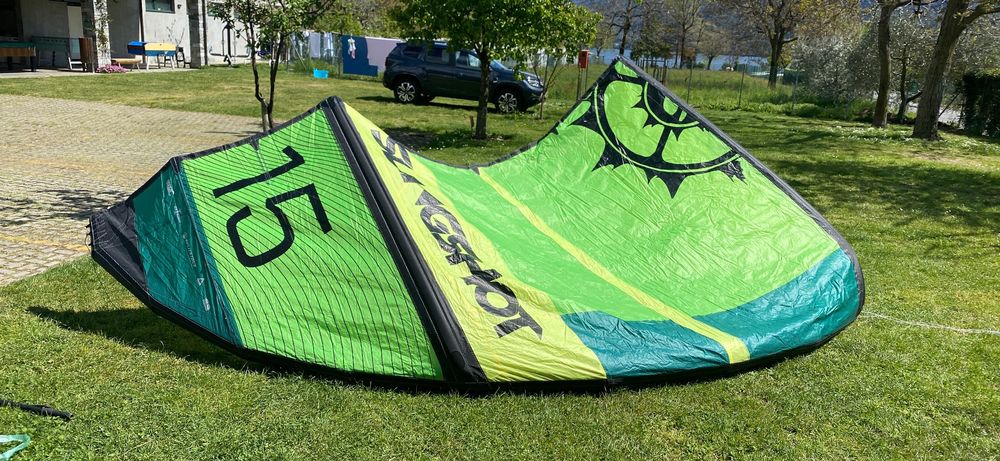 Kite Slingshot Turbine 15qm (Gebraucht) in Oetwil am See für CHF 400 – mit Lieferung auf Ricardo ...
